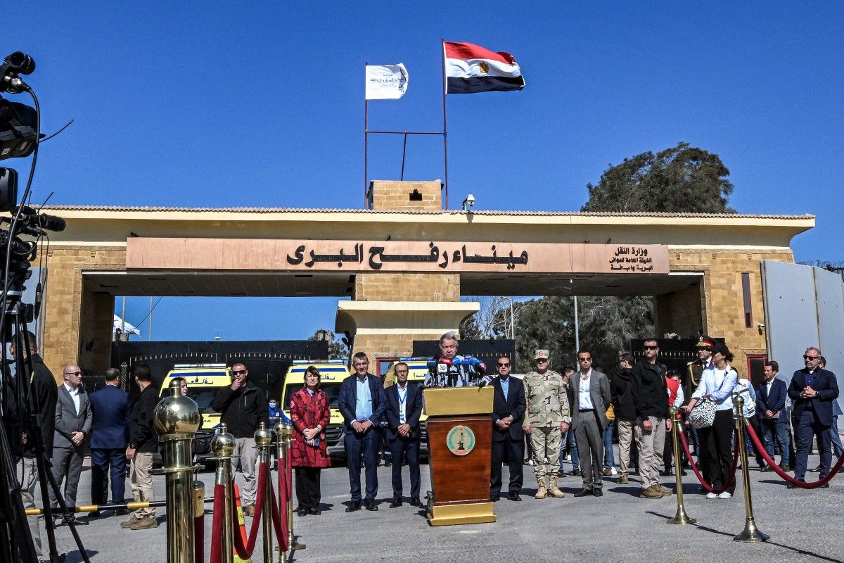 Egypt and Israel reach agreement to reopen Rafah crossing for Gaza aid ...