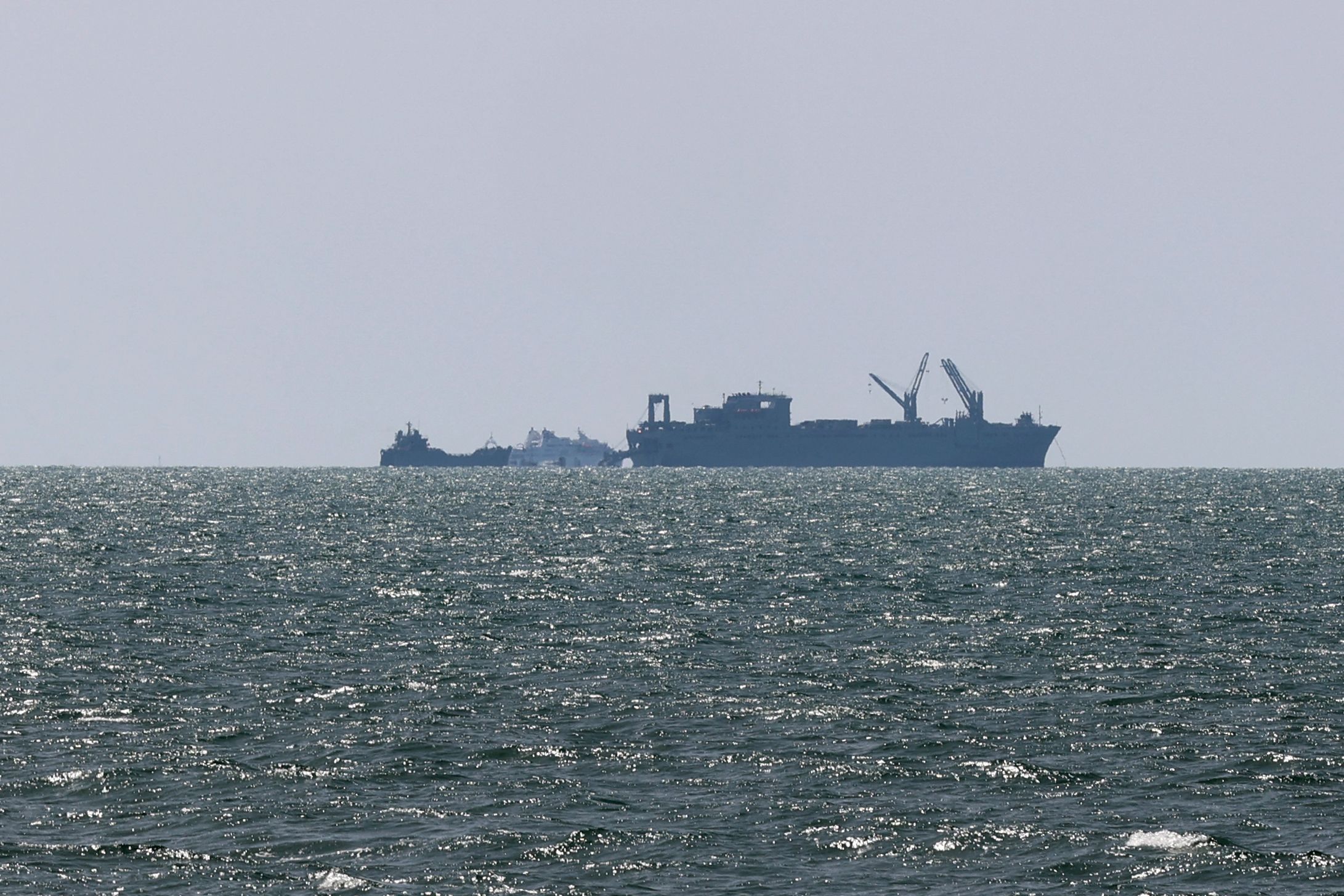 Houthis release exclusive footage of "TUTOR" ship sinking in Red Sea ...