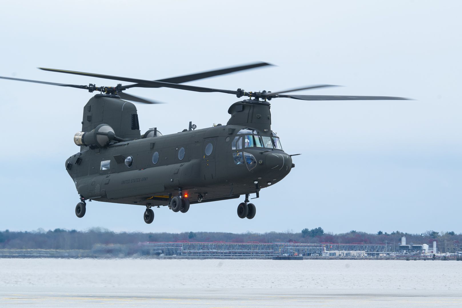 Boeing Delivers First CH-47F Block II Chinook Aircraft to U.S. Army ...