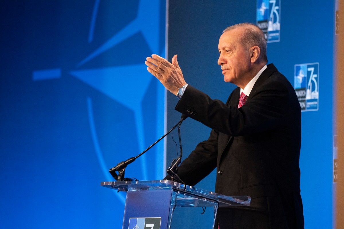Erdogan makes his mark at NATO summit with extensive diplomatic ...