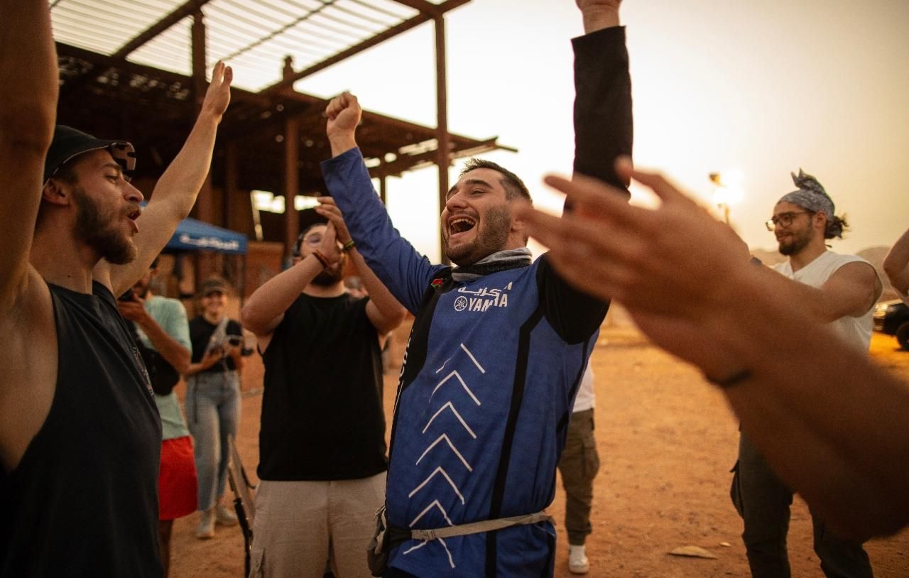 Rider Walid Shabsough Completes Attempt to Break Record for Longest ...