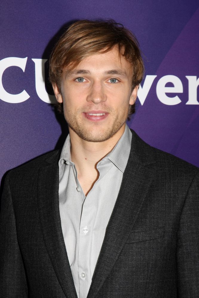 William Moseley honors his veteran grandfathers by staring 'Murder ...