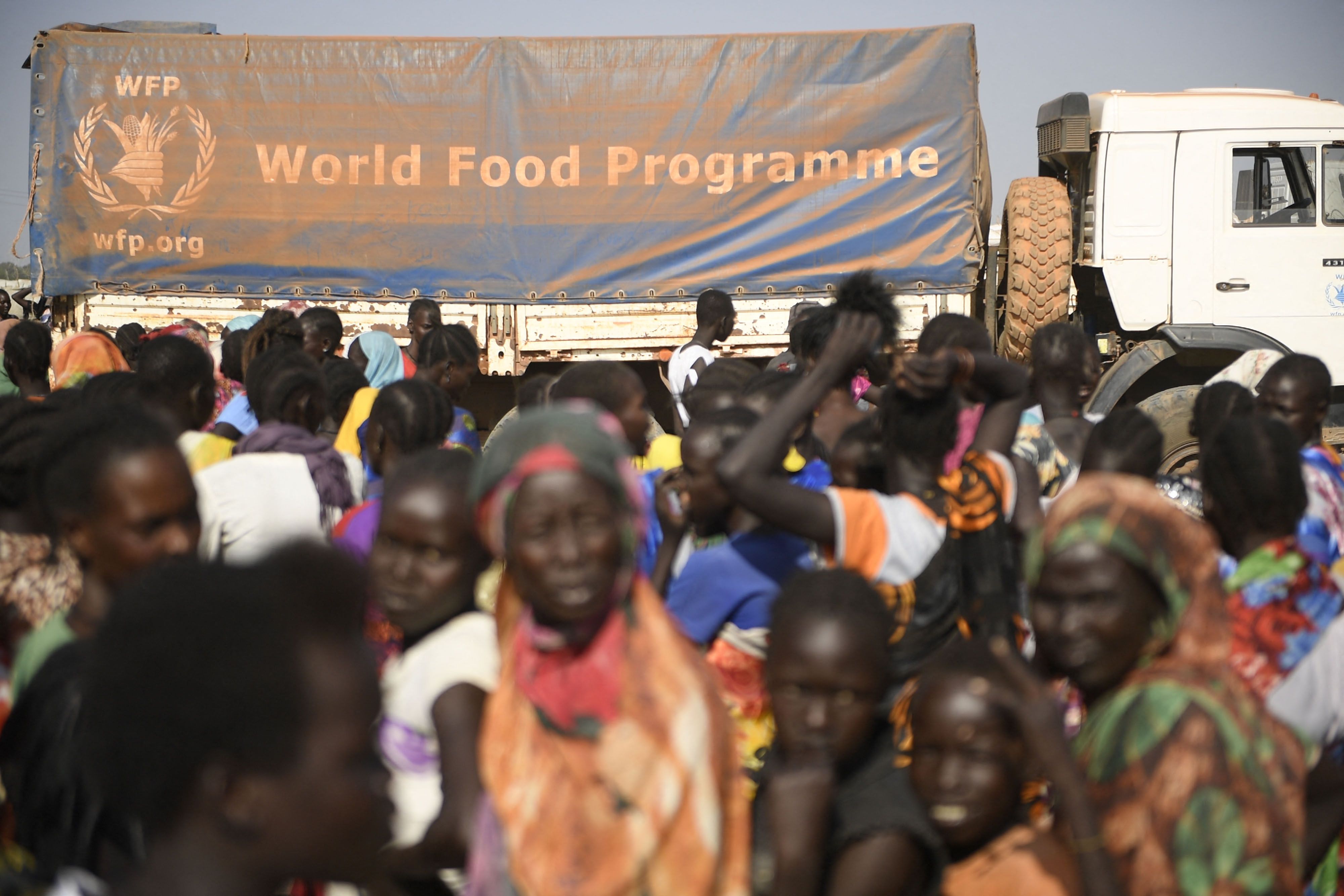 First WFP aid convoy in months crosses from Chad to Sudan | Al Bawaba