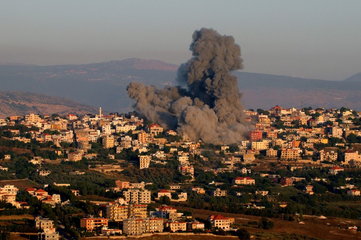 Tel Aviv Burns: Intense rocket attack from Lebanon injures Israeli ...