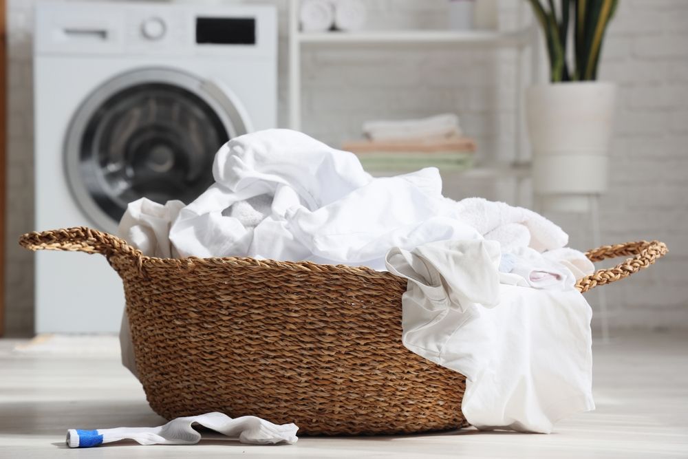 Best ways to get shiny white clothes from washing machine | Al Bawaba