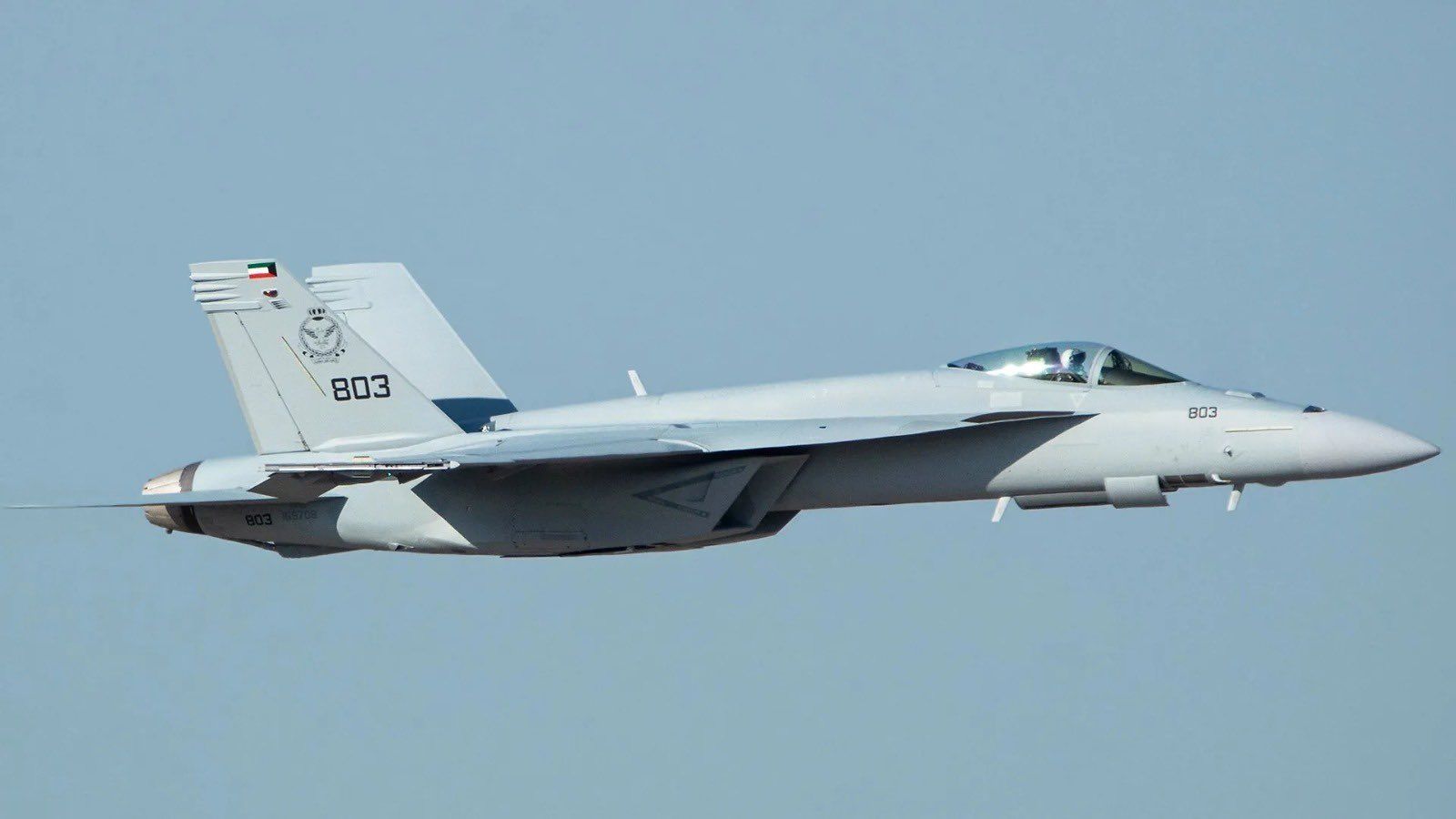 Kuwaiti air force pilot killed in F-18 fighter jet crash | Al Bawaba