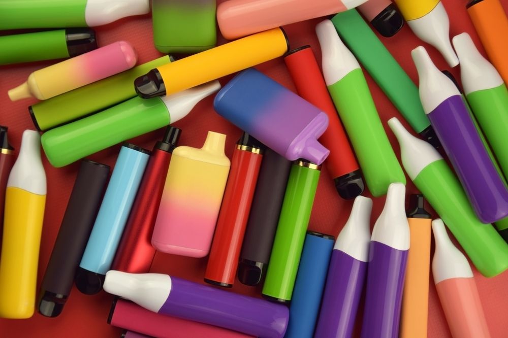 Doctors warn how vaping harm brain development in teenagers | Al Bawaba