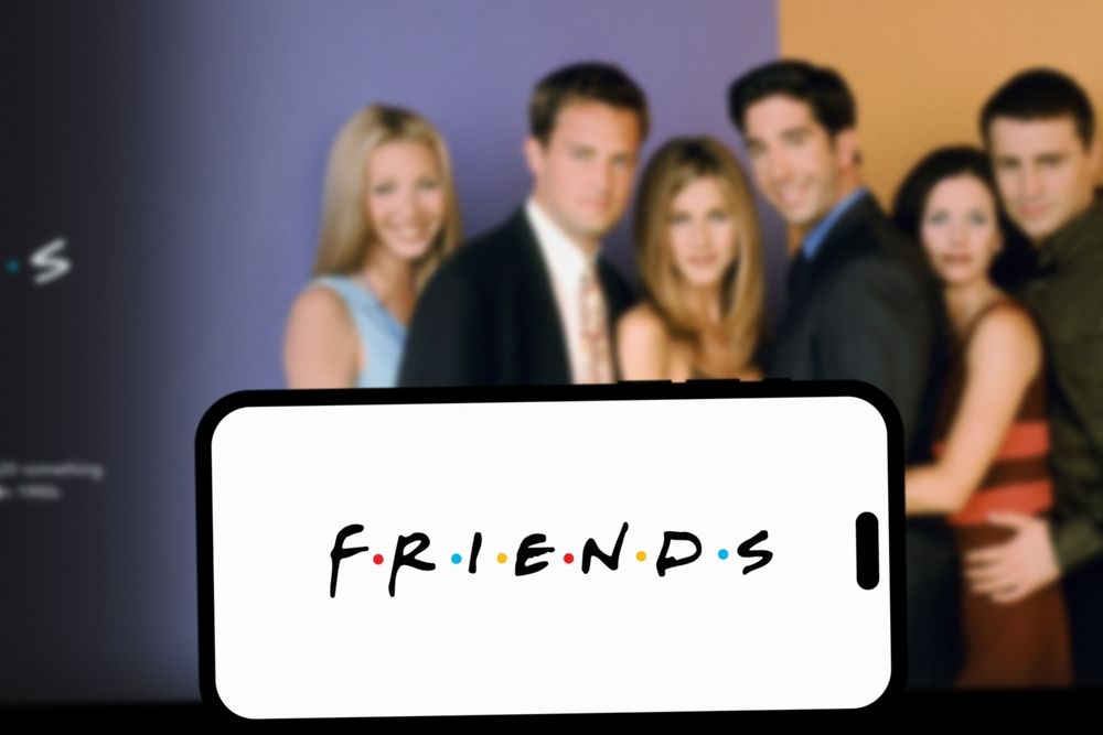 Friends show cast remember Matthew Perry on first death anniversary ...