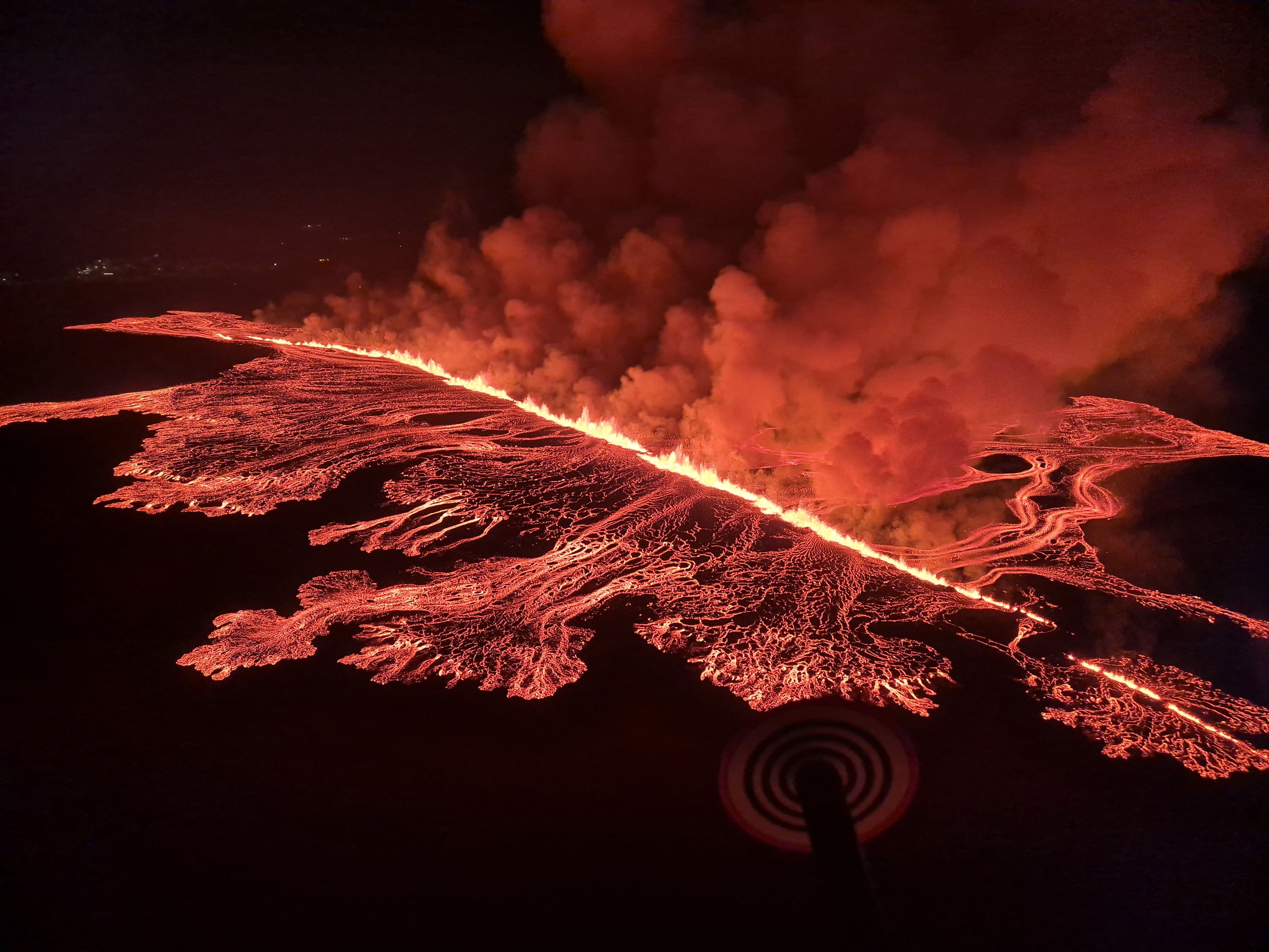 Video: Volcanic eruption destroys parking lot at Iceland’s iconic Blue ...