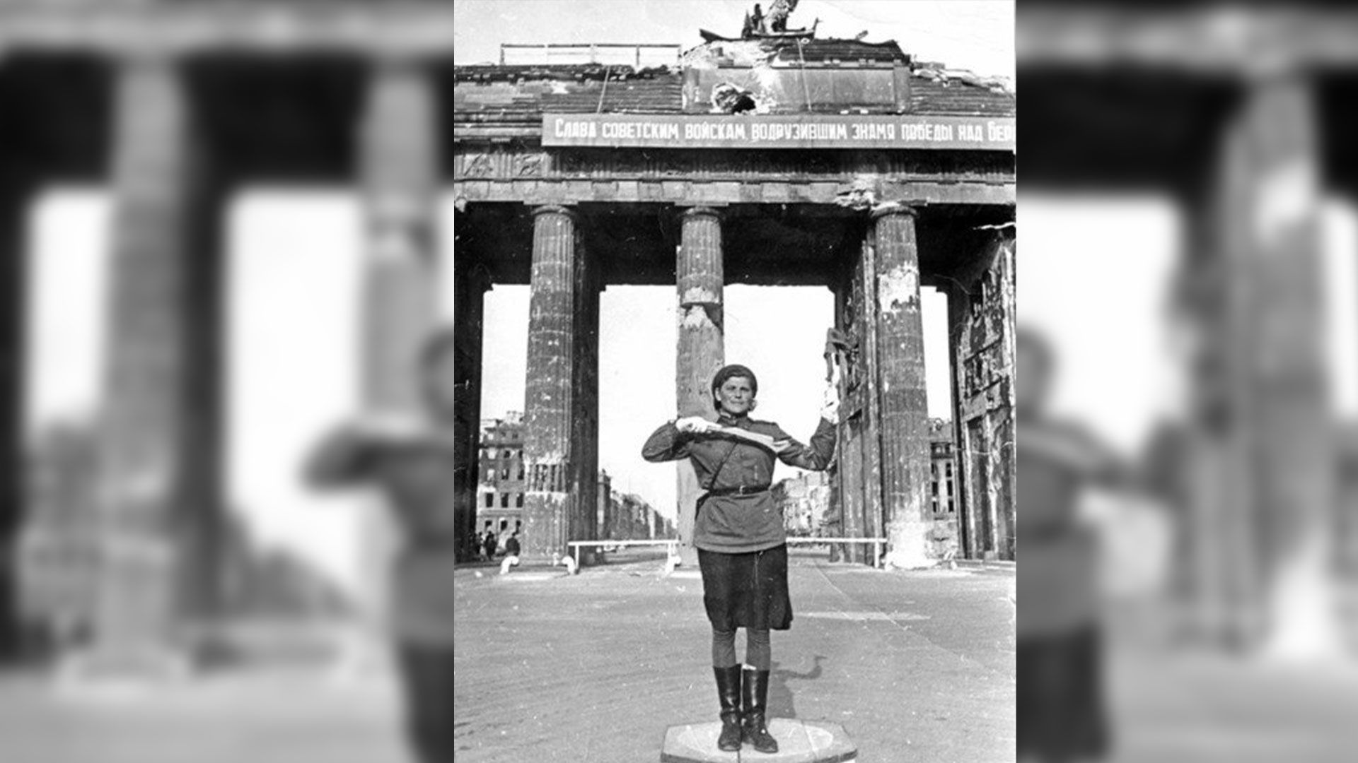 Mariya Limanskaya, known for famous WWII photo, dies aged 100 | Al Bawaba