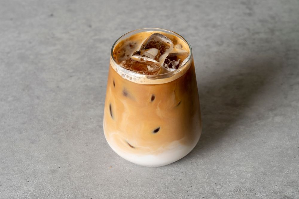 World's largest iced latte served, a 11-foot tall high cup | Al Bawaba
