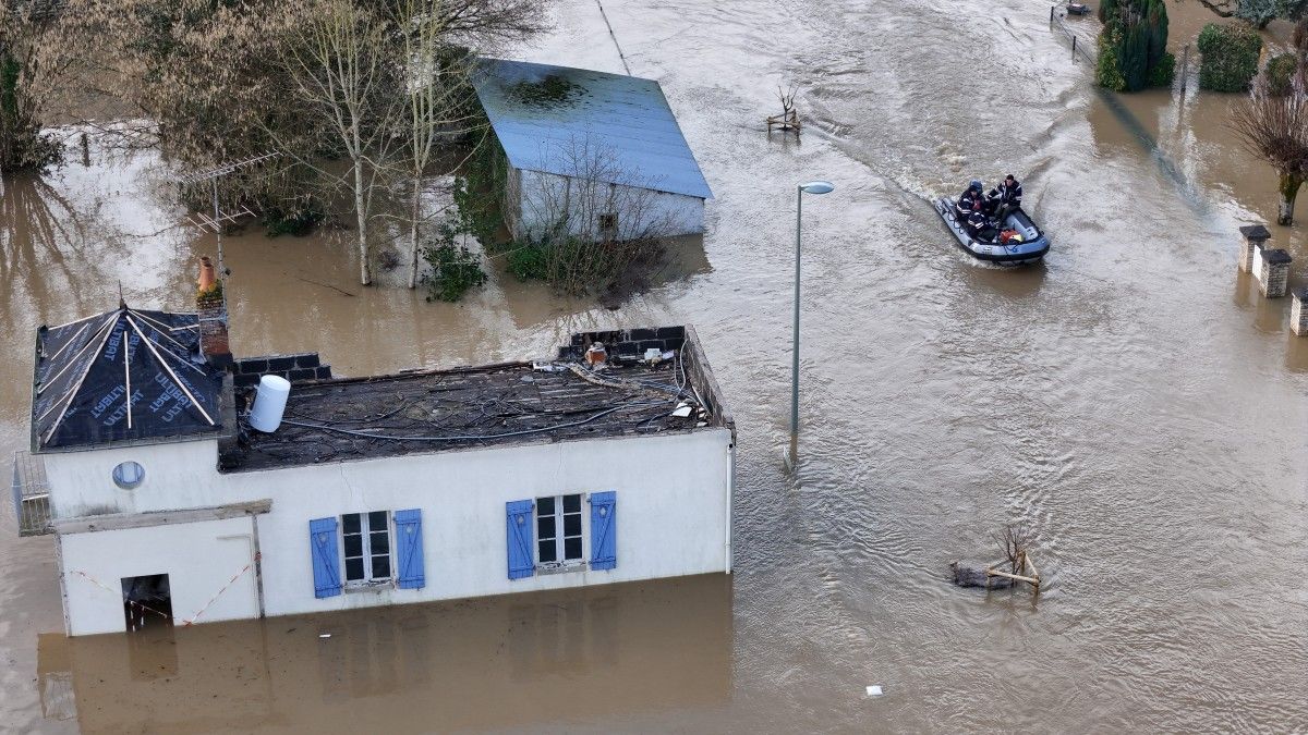 Heavy floods in France, Italy amid Storm Herminia | Al Bawaba