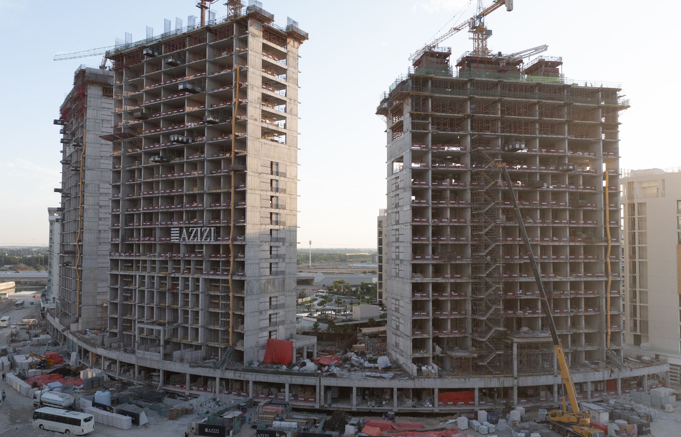 Azizi Developments' Riviera Beachfront reaches 46% construction ...