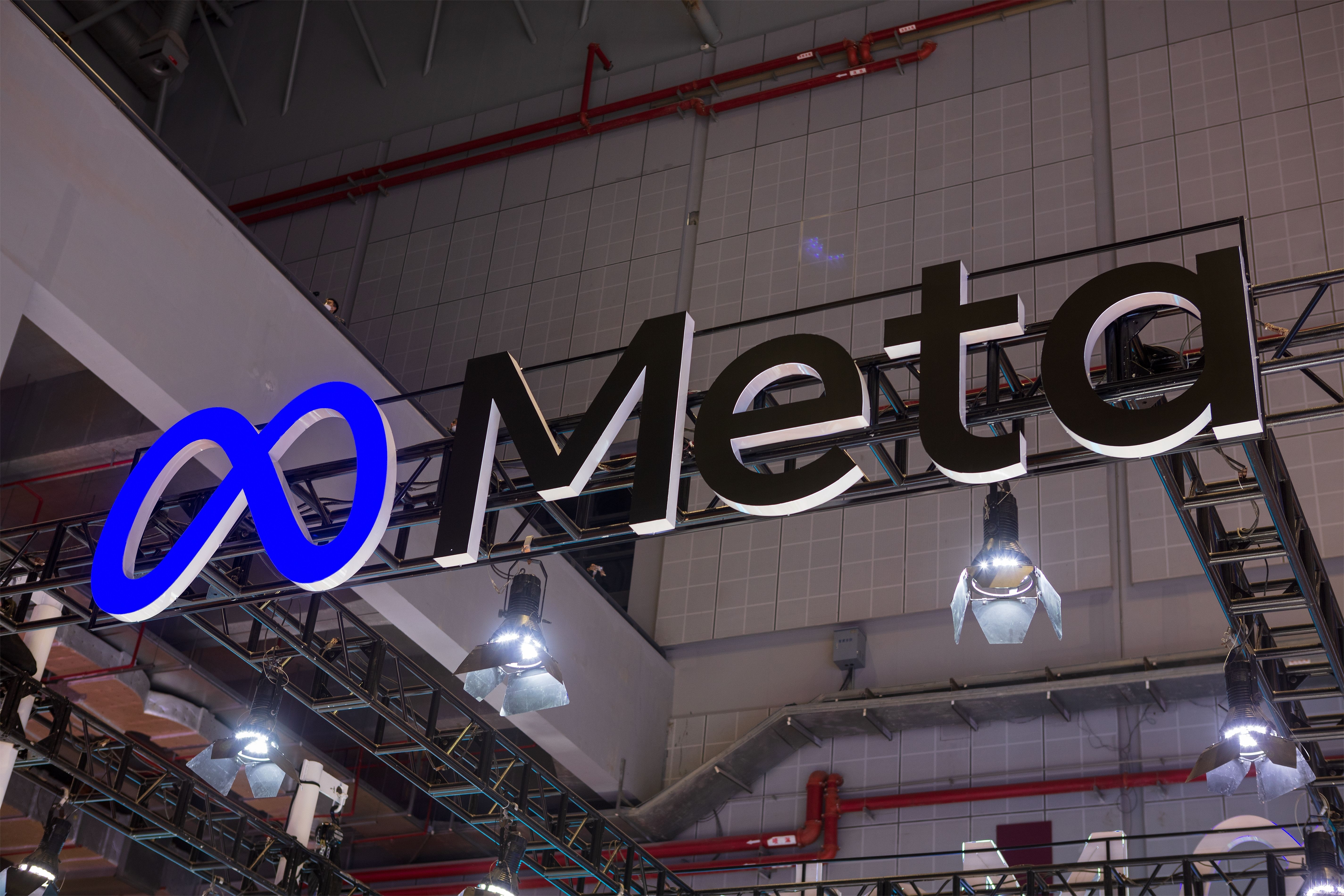 Meta plans to build the world’s longest submarine cable | Al Bawaba