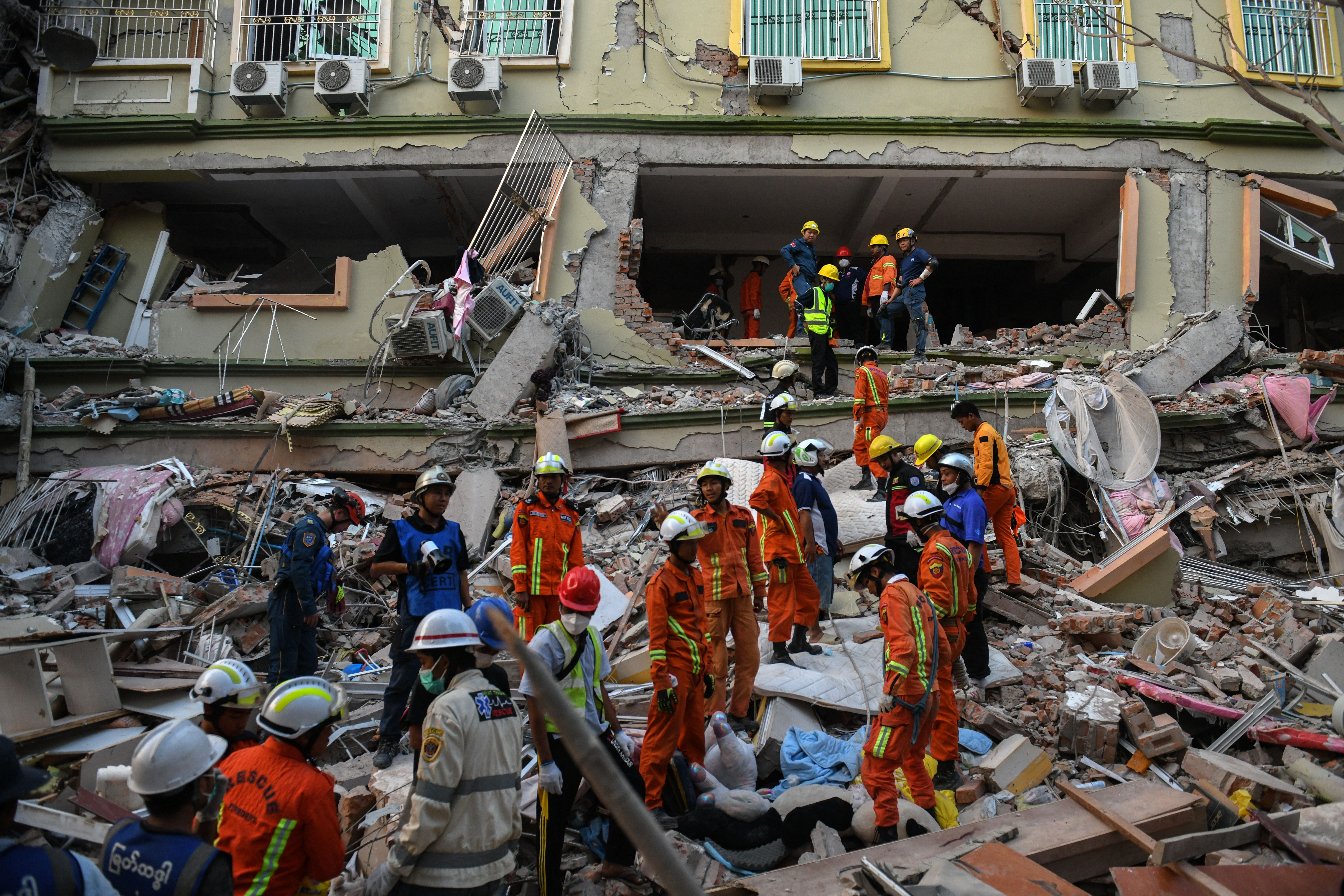 Woman rescued after days under rubble following Myanmar quake | Al Bawaba