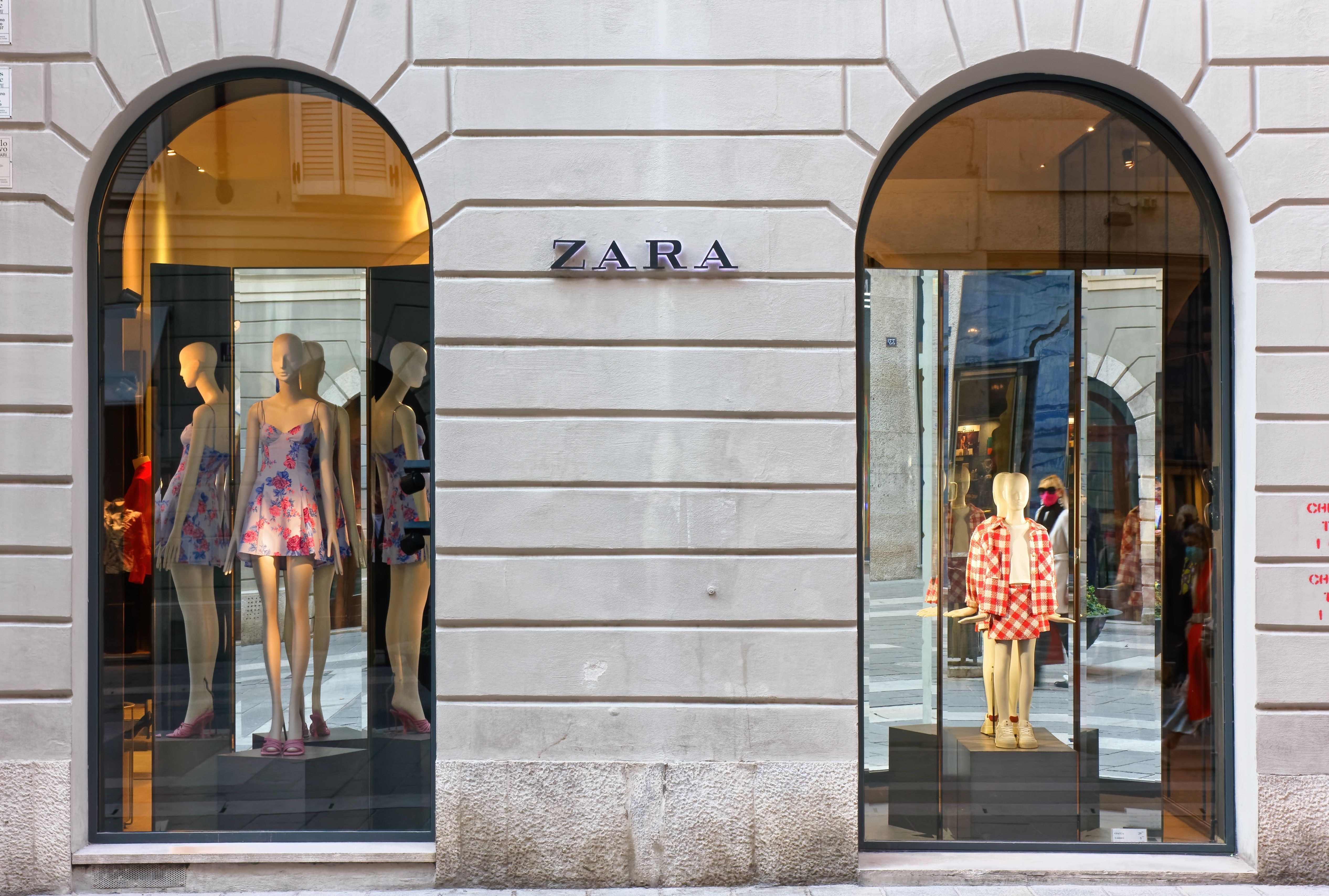 Zara retailer establishes flagship store in China, with cafe and ...