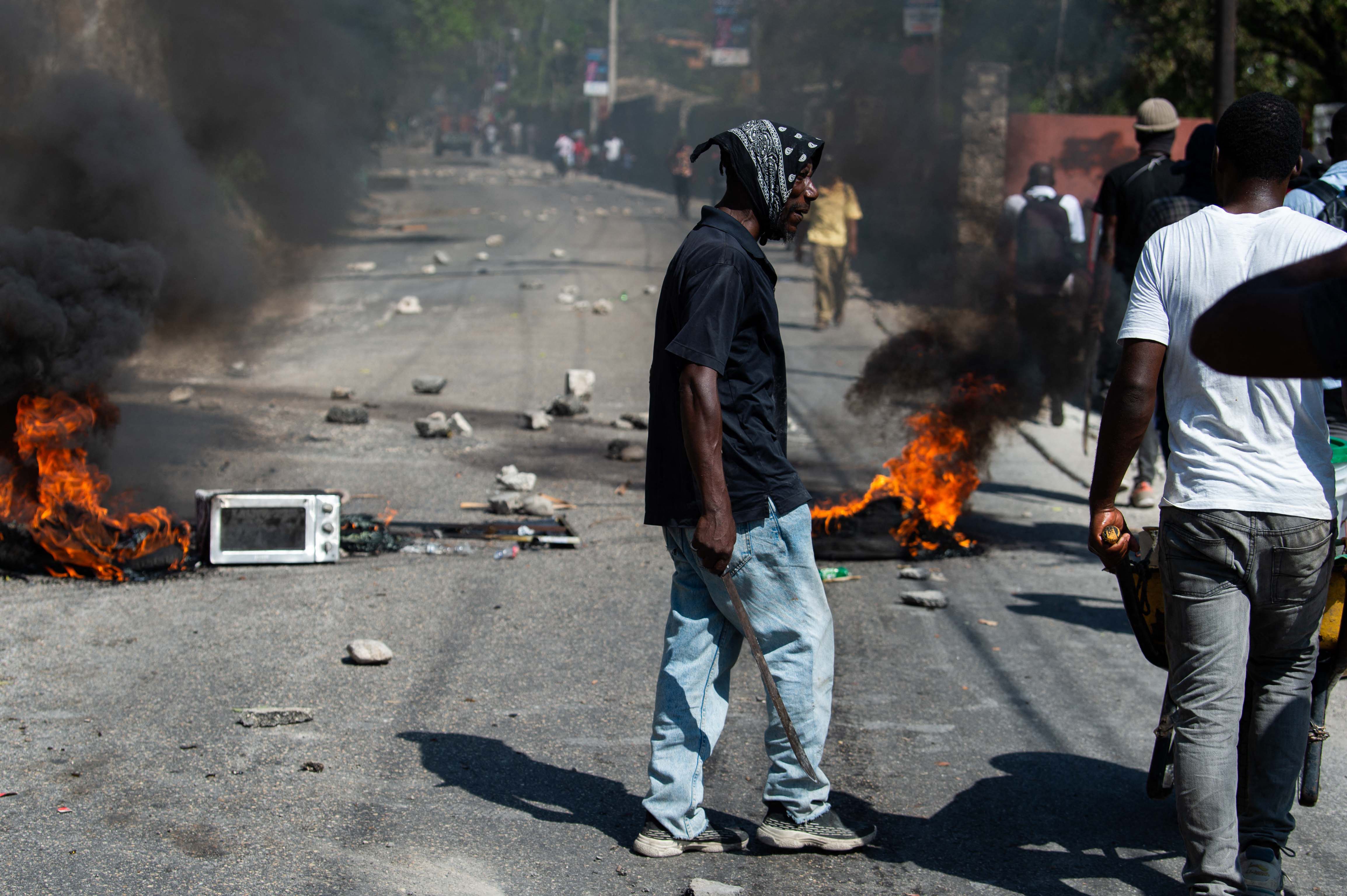 Mass prison break in Haiti as armed Gangs overrun Mirebalais | Al Bawaba
