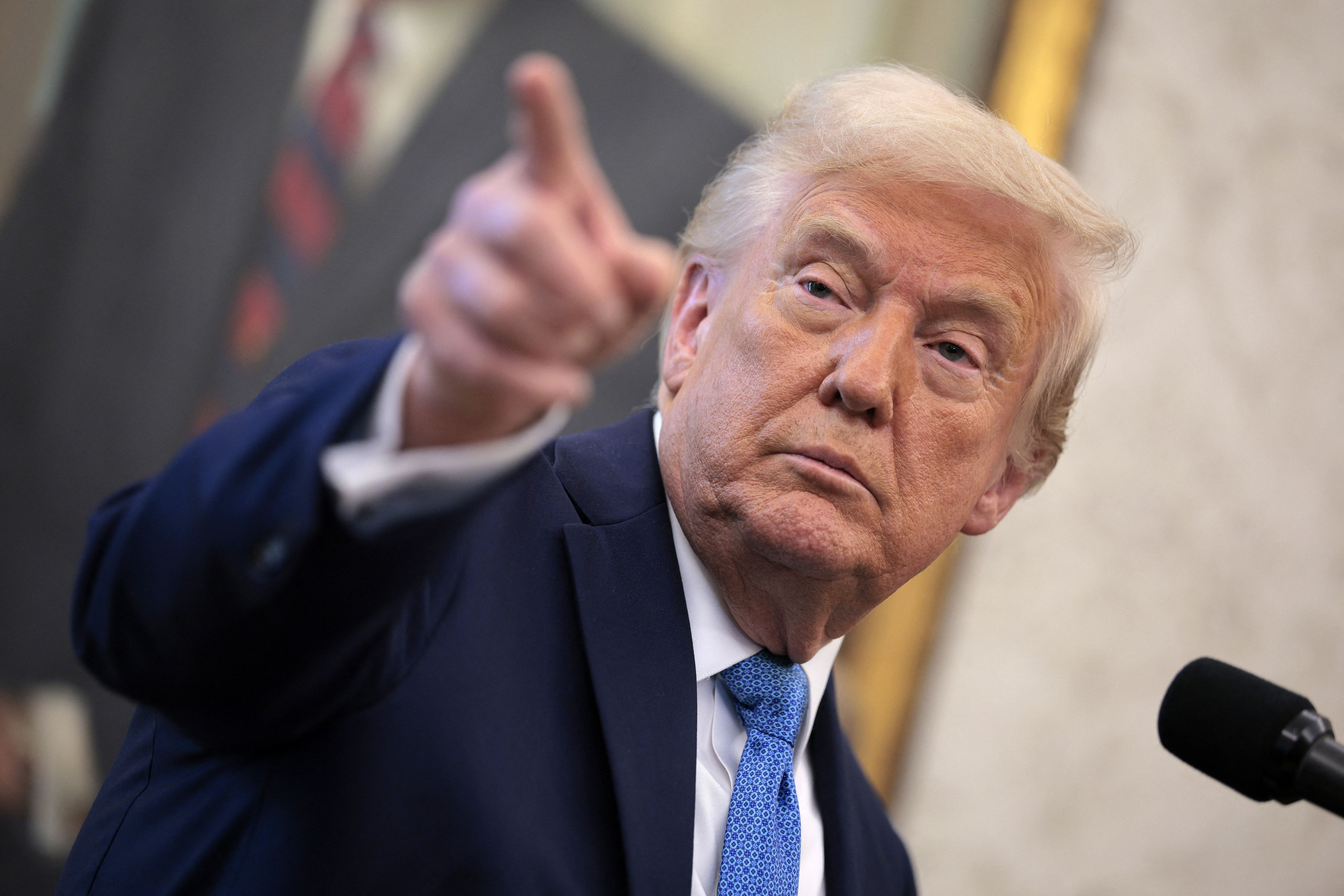 Trump confirms visit to UAE, Qatar and Saudi Arabia in May | Al Bawaba