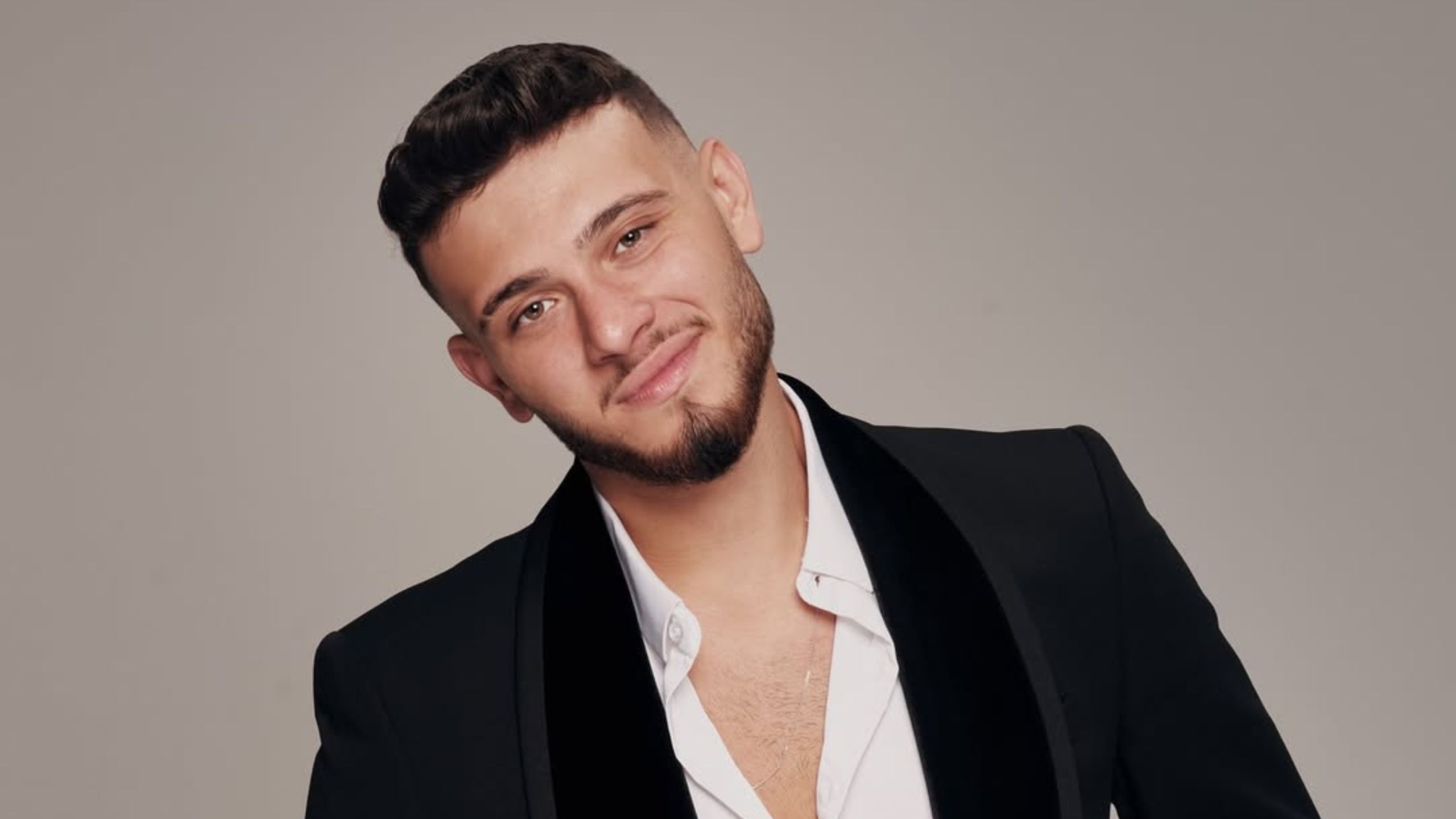 Chaos at Al Shami Norway concert: fan jumps on stage as fight erupts ...