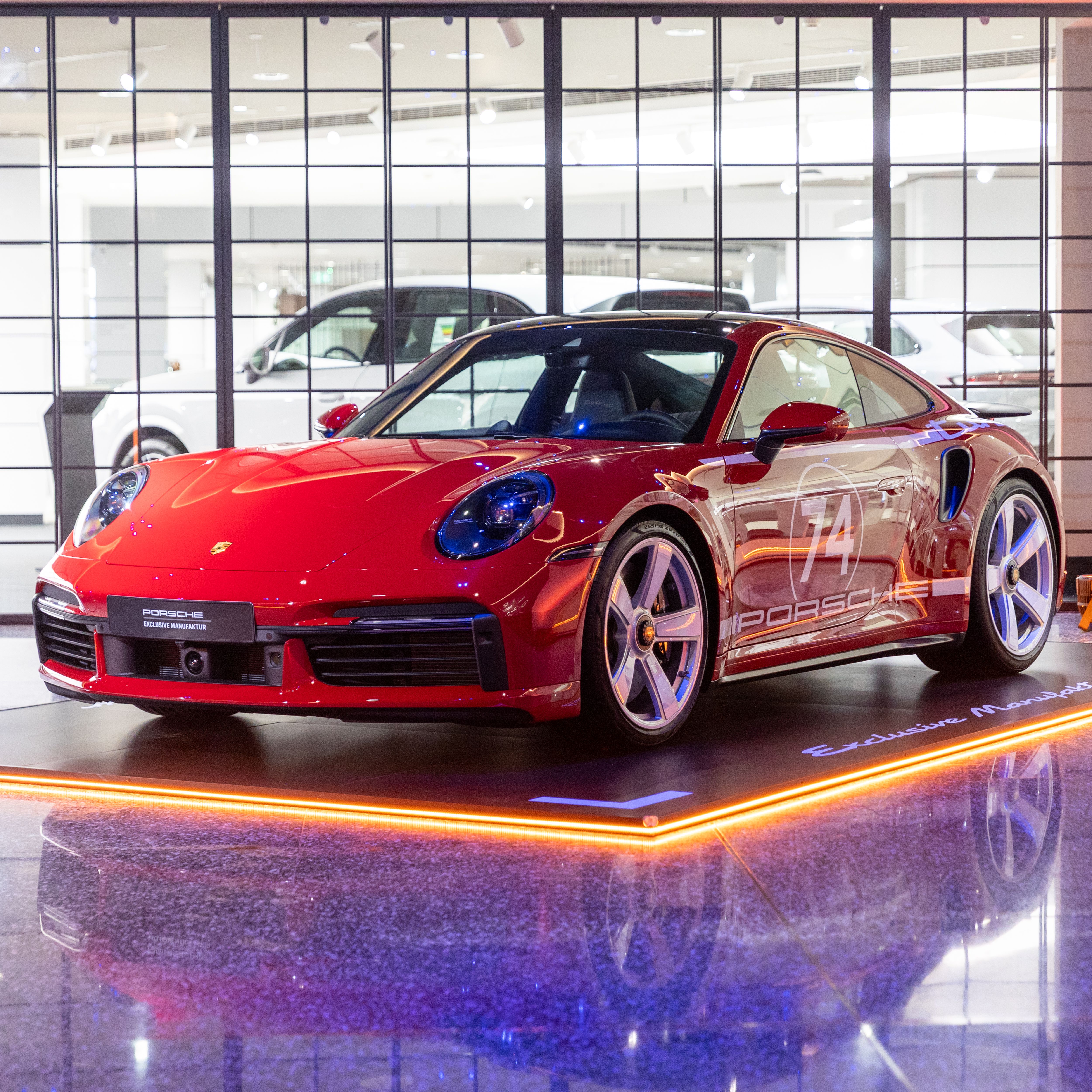 An Evening of Fine Dining and Exclusivity: Porsche Centre Kuwait Hosts ...