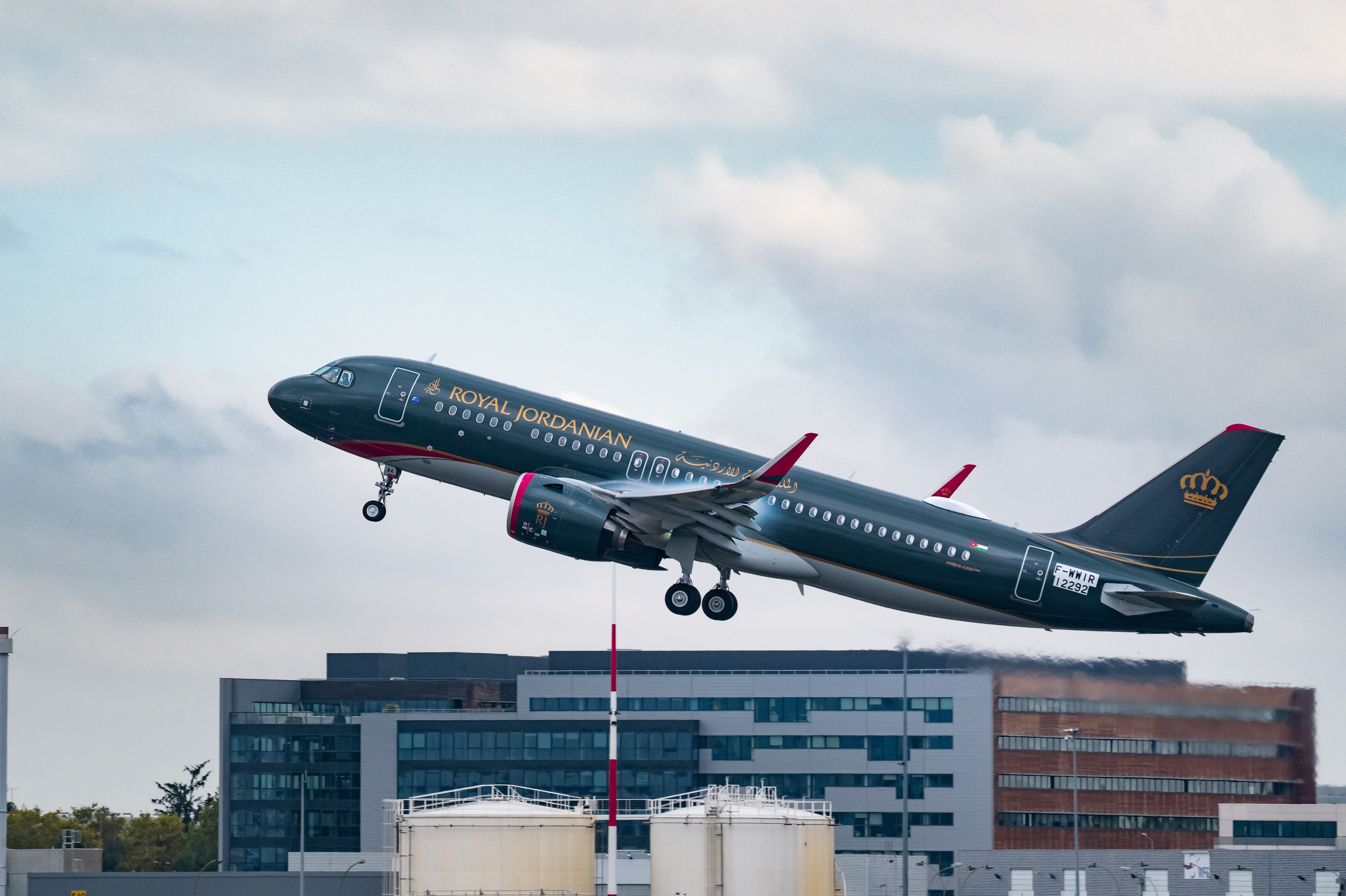 Royal Jordanian Expands Airbus A320neo Fleet to 12 New Aircraft | Al Bawaba