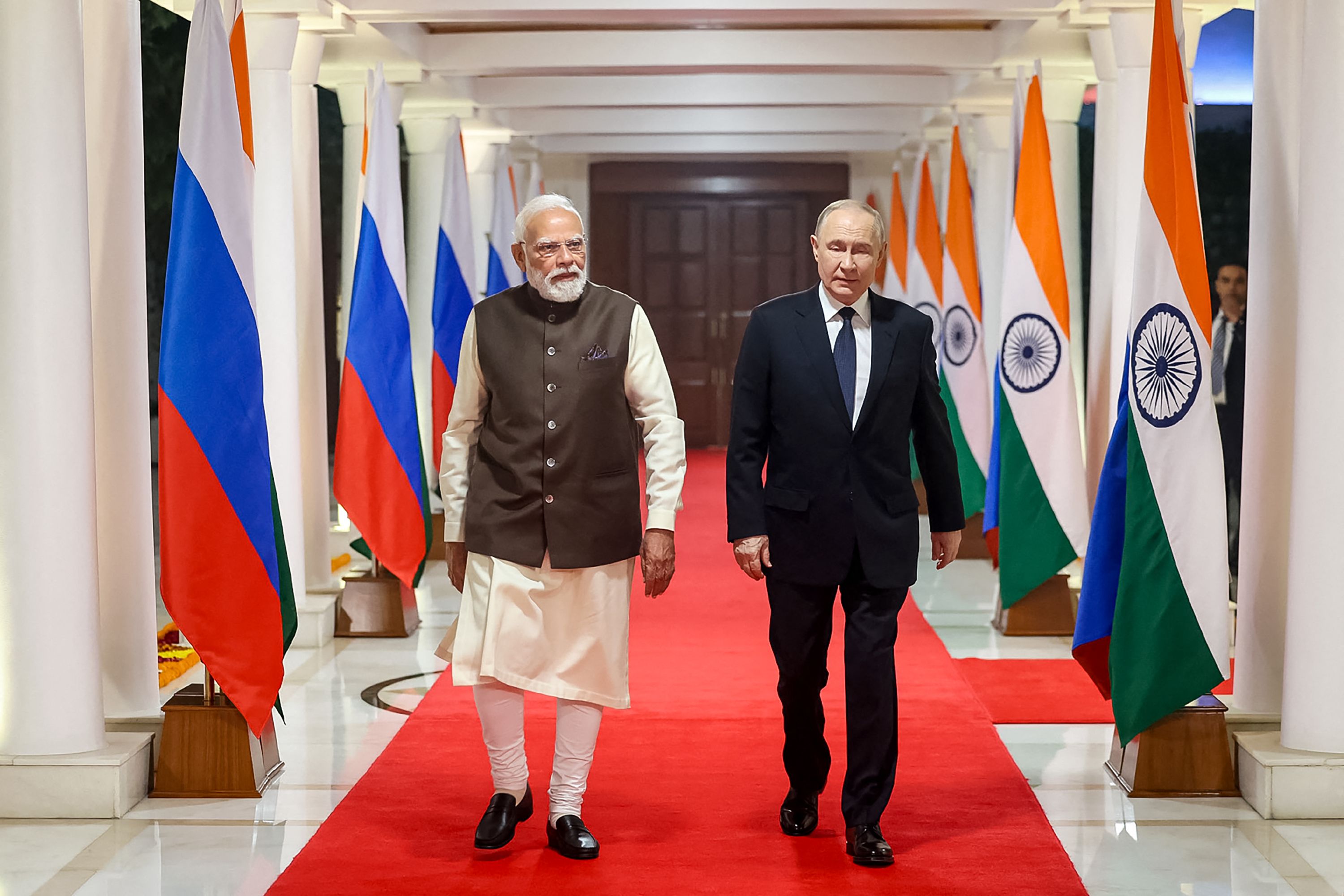 Putin arrives in Delhi for high-stakes summit with Modi | Al Bawaba
