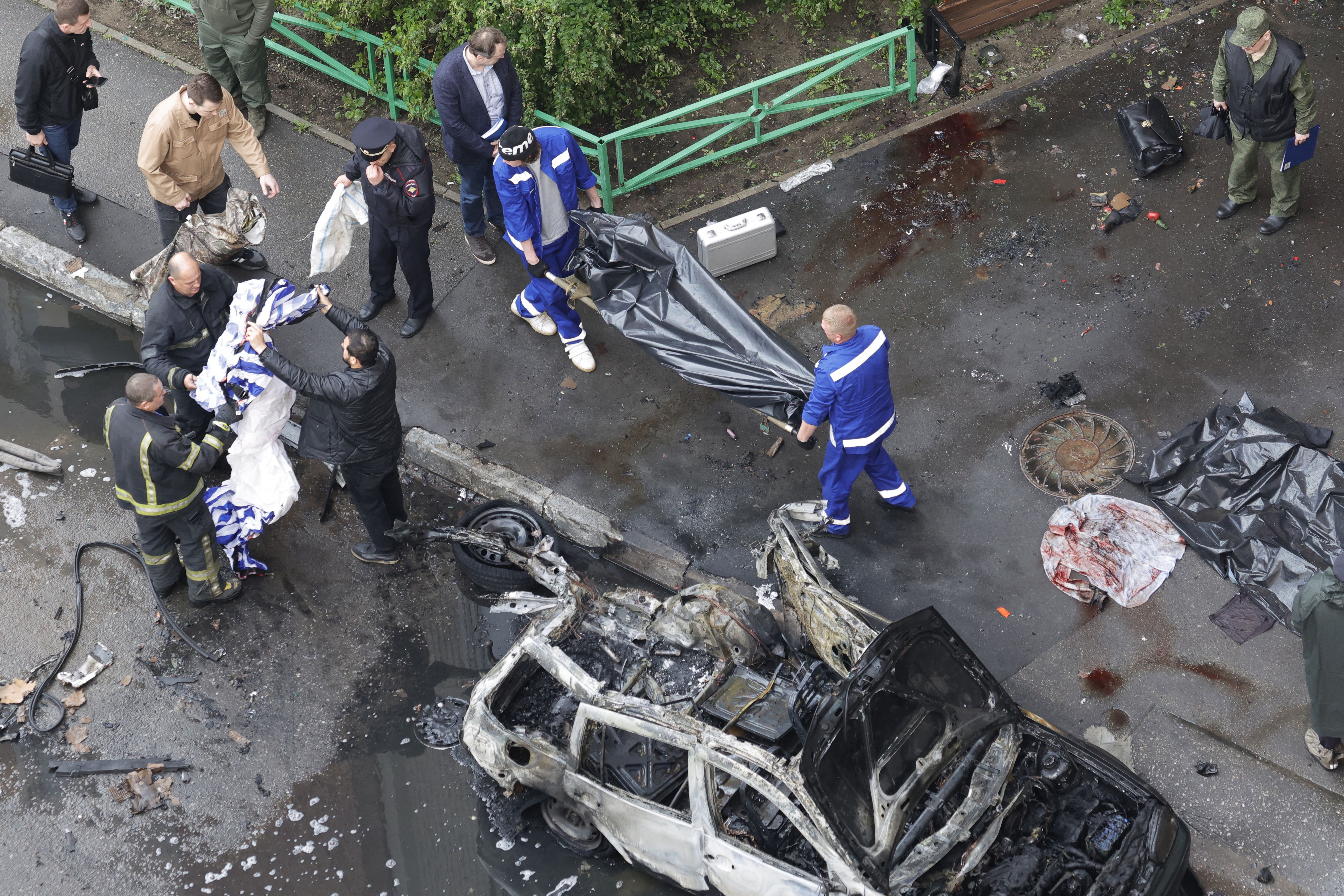 Two police officers, civilian killed in Moscow blast | Al Bawaba