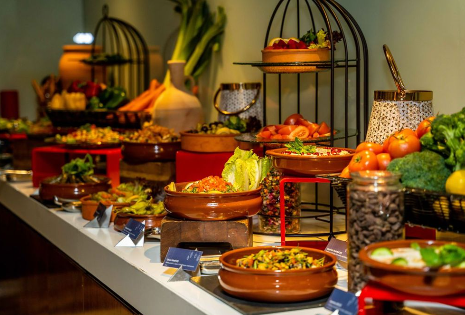 Special Iftar Experience at Hatta Restaurant, Sheraton Dubai Creek ...