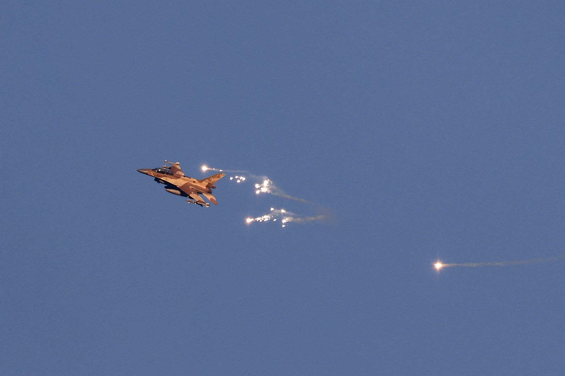 Israel updates its 'target bank' in Iran as war expected to resume | Al ...