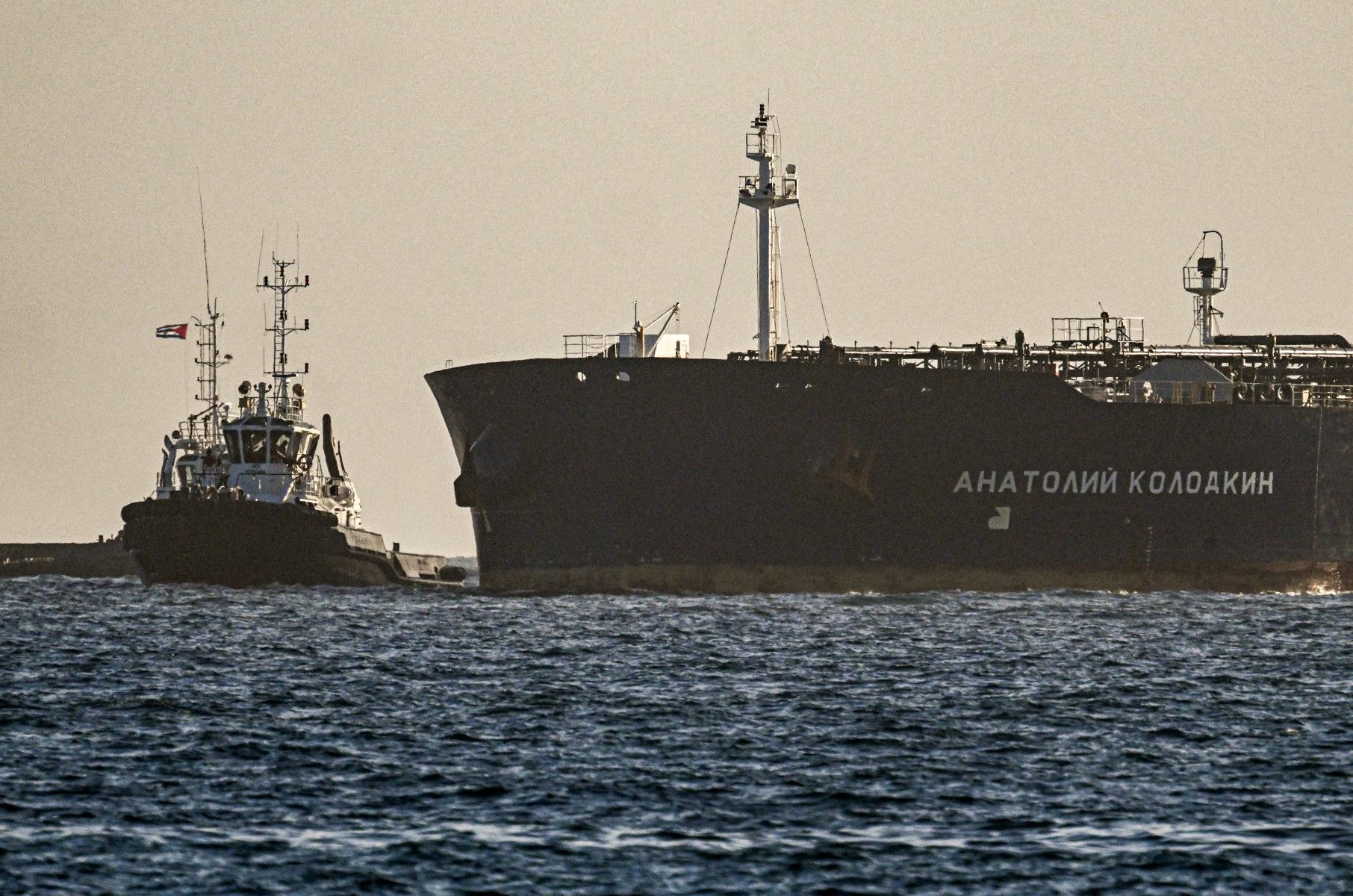 Ukraine strikes Russian tankers near Novorossiysk port | Al Bawaba
