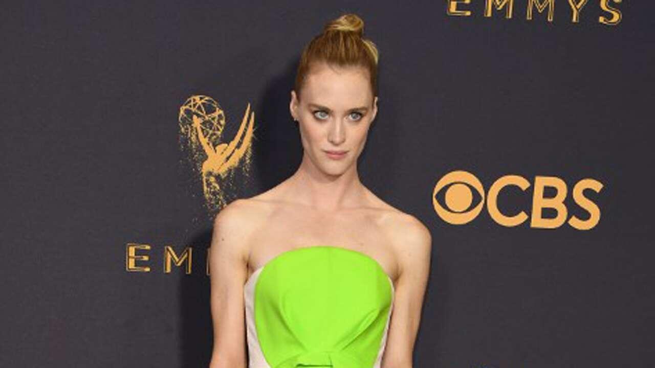 Will Mackenzie Davis Participate in Happiest Season as Kristen Stewart ...