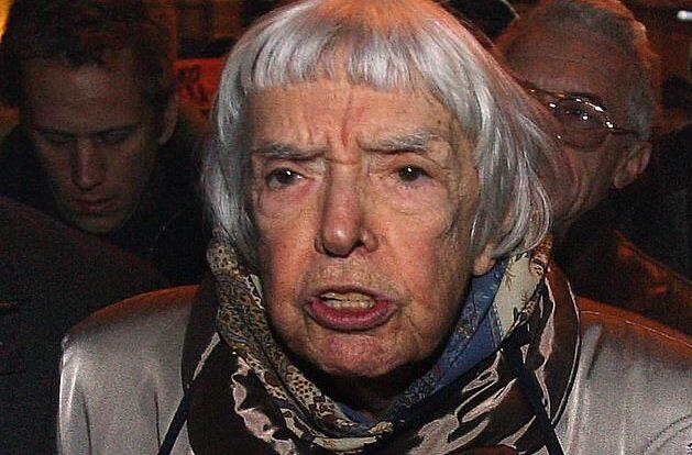 Soviet-Era Dissident Symbol of Resistance in Modern-Day Russia Dies at ...