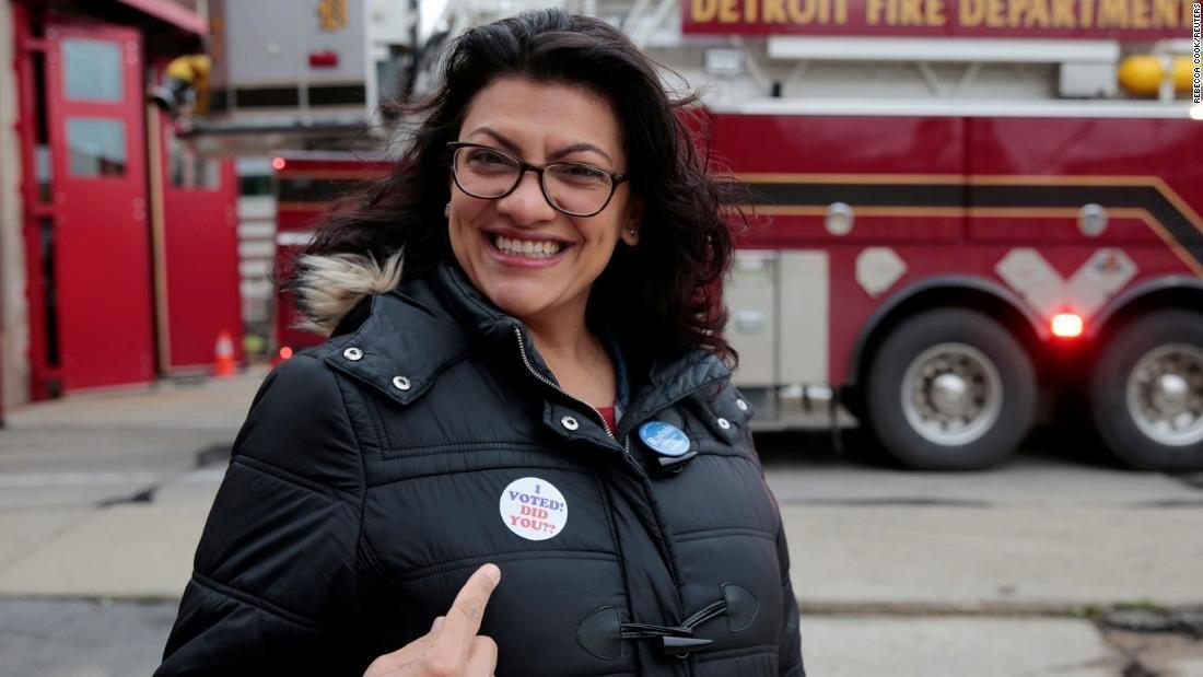 Rashida Tlaib Will Wear Traditional Palestinian Thob in Her Sworn-in ...