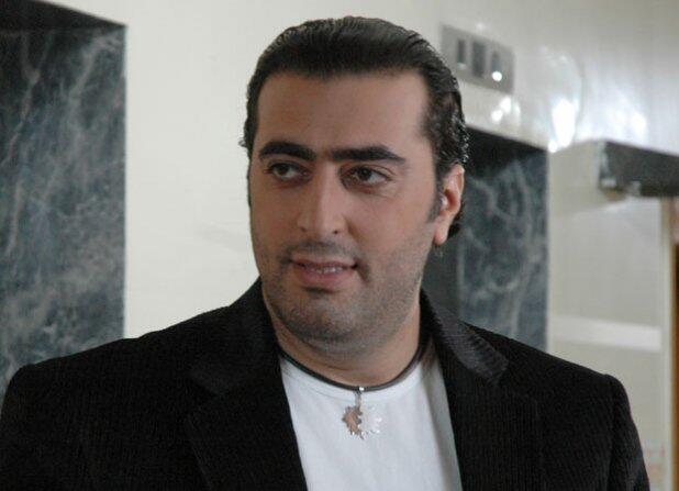 Bassem Yakhour tries his luck at singing in "Celebrity Duets"! | Al Bawaba