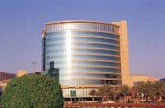 Emirates Glass completes supply of premium glass to Etihad terminal at ...