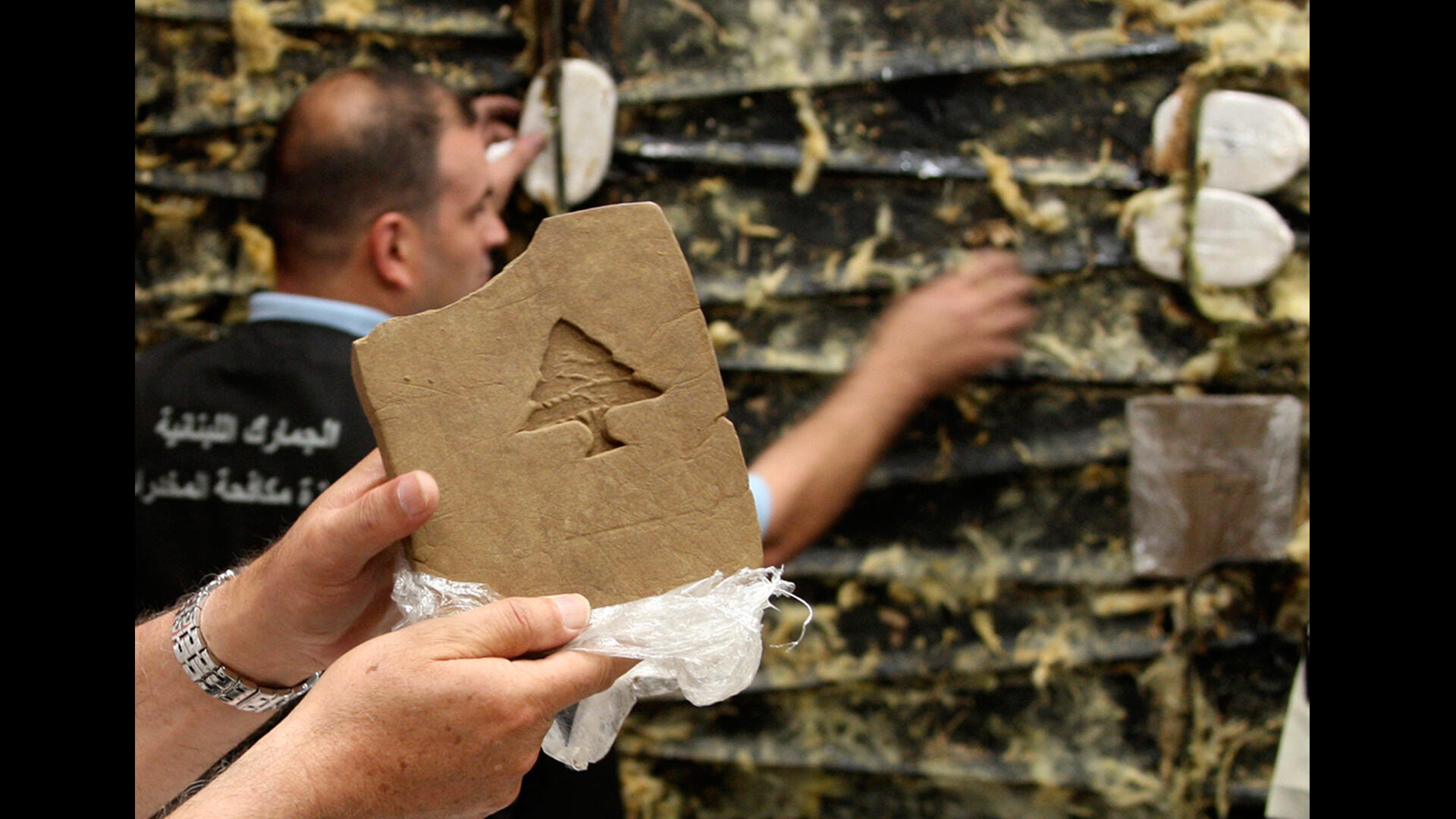 These are the 9 most popular and bizarre drugs in the Middle East | Al ...