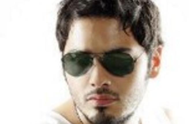Rami Ayash sings for the Lebanese Red Cross | Al Bawaba
