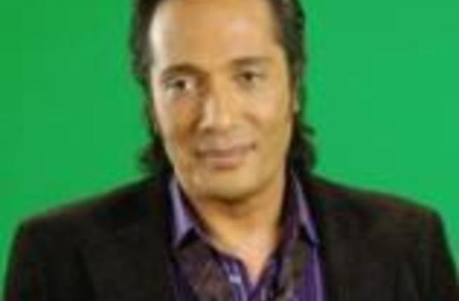 Ali Al Hajar sings for Amar Al Shre’ie | Al Bawaba