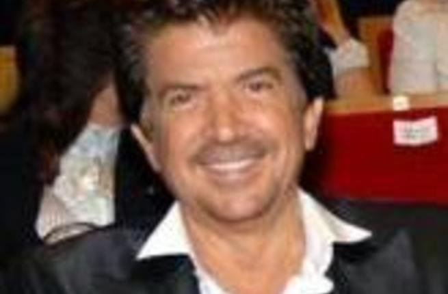 Walid Tawfiq awarded at the Damascus Cinema Festival | Al Bawaba