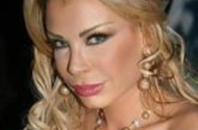 Vivian Azar to release single | Al Bawaba