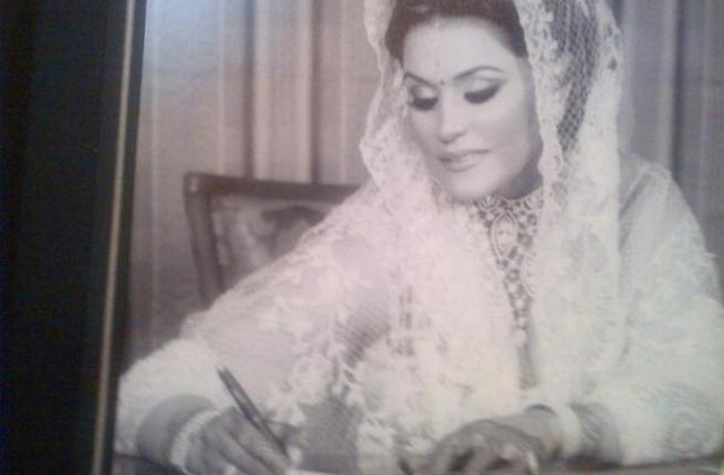 UAE's Ahlam finally shows her wedding photos | Al Bawaba