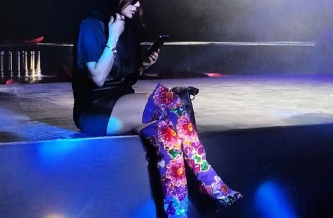 Little Miss sassy boots, Haifa Wehbe warms up vocal cords for Beirut ...