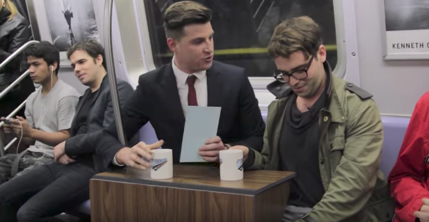 Man Hosts "Pop-Up" Talk Show on New York Subway Train | Al Bawaba