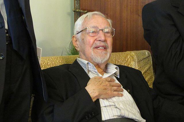Ebrahim Yazdi, Iran's Post-Revolution Foreign Minister Turned Dissident ...
