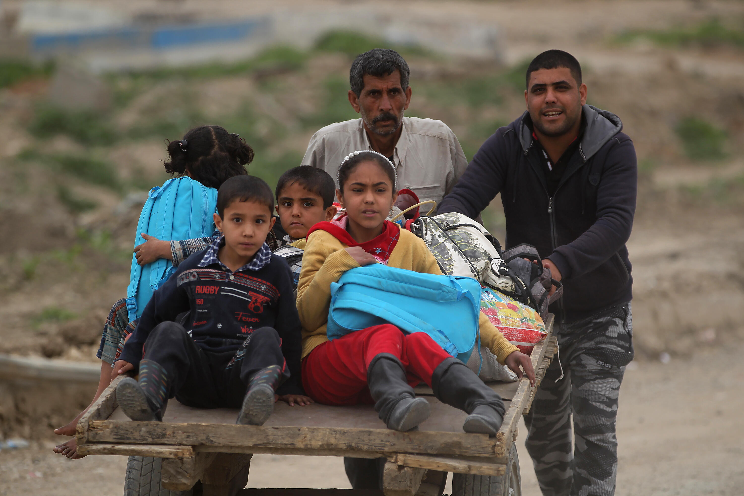 Iraqi girls return to school after years of living under Daesh | Al Bawaba