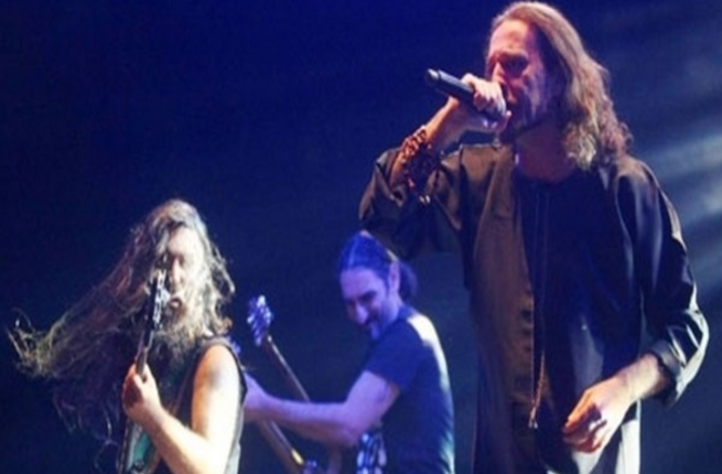 Palestinian and Israeli rock bands show heavy-metal coexistence | Al Bawaba