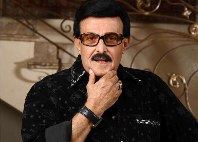 The kiss of death? Samir Ghanem talks about Adel Imam kissing his wife ...