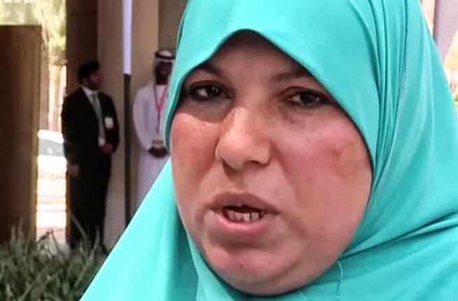 Viral "Shut up your mouse" star returns | Al Bawaba