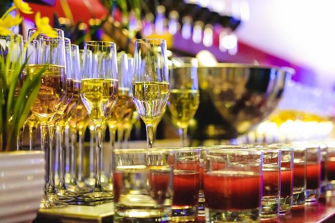 UAE Is Leading the Region in Alcohol Consumption | Al Bawaba