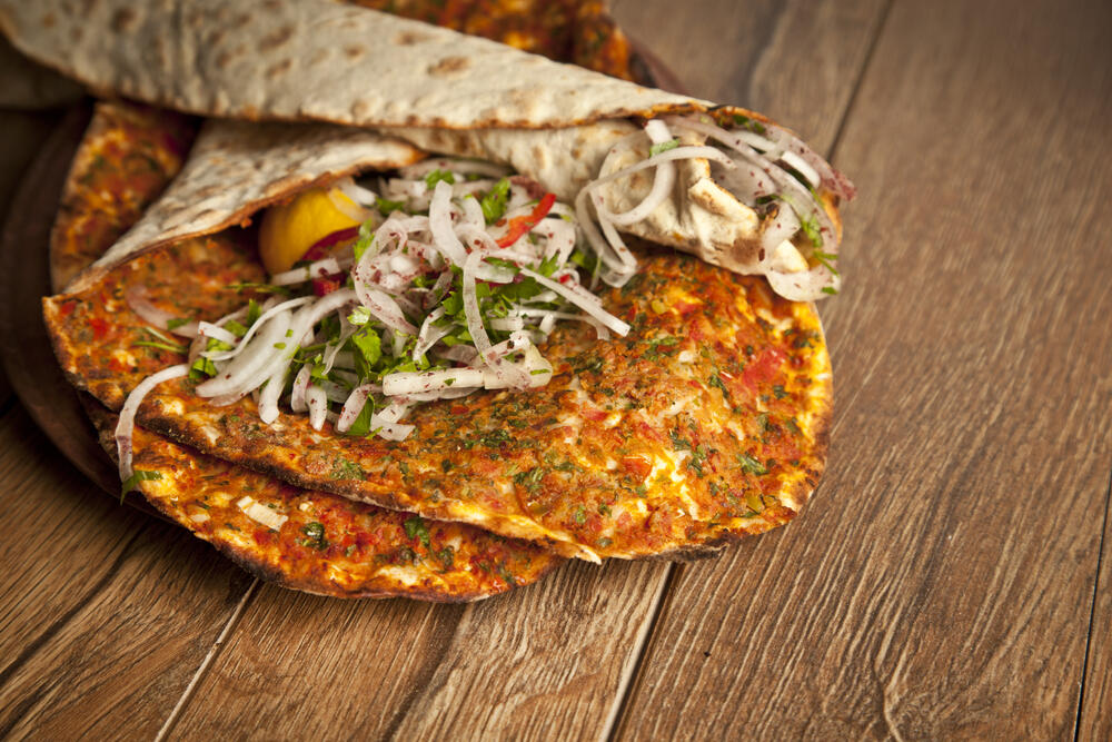 Lahmacun or Lamadjo? ‘Pizza war’ breaks out between Turkey and Armenia ...